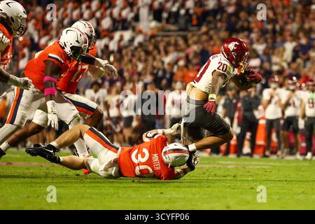 Virginia safety Ethan Minter (30) lines up on defense against Duke ...