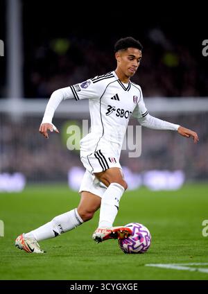 Fulham's Joshua King during the Premier League match at Elland Road ...