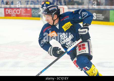 Ambri, Gottardo Arena, NL: HC Ambri-Piotta - SC, USA. 21st Oct, 2025 ...