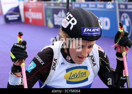 Anna Weidel (Germany), Women 10 Km Pursuit during the BMW IBU World Cup ...