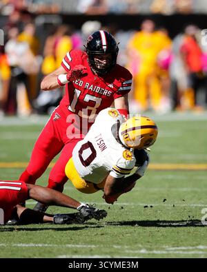 Texas Tech linebacker Ben Roberts celebrates after being named the MVP ...