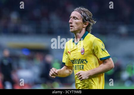 Luka Modric of Ac Milan looks on during the Serie A match beetween Ac ...