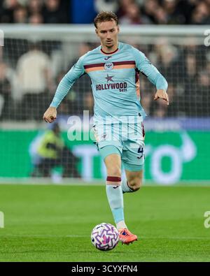 Sepp van den Berg of Brentford during the Premier League match ...