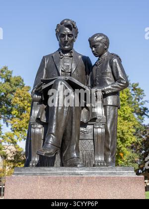 Lincoln and Tad statue by Fred Martin and Mabel Landrum Torrey on the ...