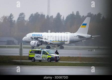The plane carrying Ukrainian President Volodymyr Zelensky arrives at ...