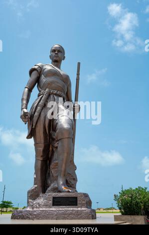 Benin, Cotonou, downtown, esplanade of the Amazon, statue of the Amazon ...