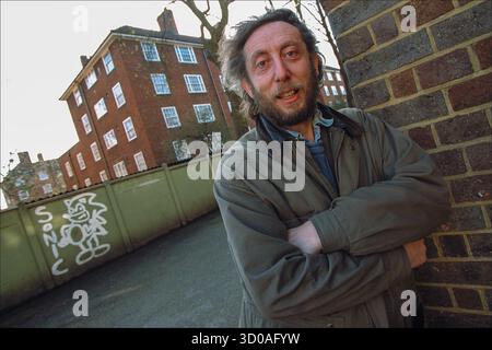 Michael Rosen, poet and author photographed at William Tyndale School ...