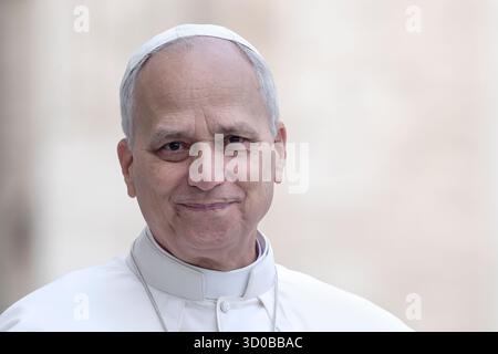 Pope Leo XIV arrives for his weekly general audience in St. Peter's ...