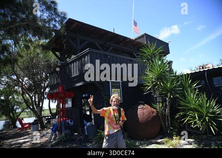Raptor Roost viewing camp prior to Starship 38 to a static fire test on ...