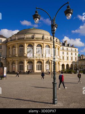 France, Bretagne, Rennes, Opéra, Place de la Mairie Stock Photo - Alamy