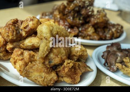Suwon fried chicken Stock Photo - Alamy
