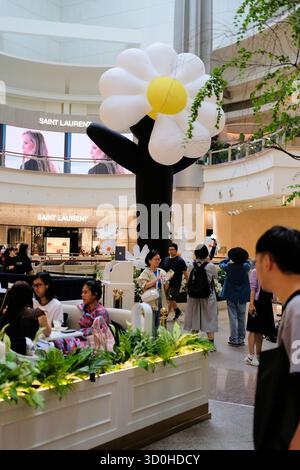 "G-Dragon Media Exhibition: Übermensch in Taipei" Daisy Garden ...