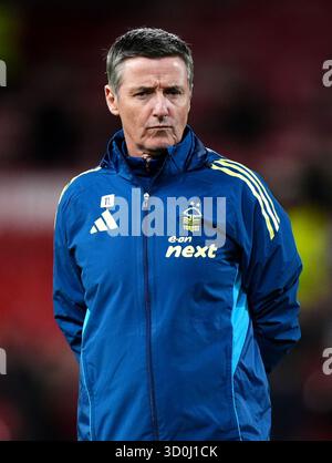 Nottingham Forest coach Tony Loughlan during the warm up before the ...