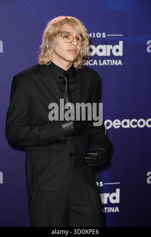 MIAMI, FLORIDA - OCTOBER 23: Fabio attends the 2025 Billboard Latin ...