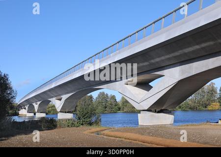 Completed Colne Valley Viaduct, West London, UK. The longest rail ...