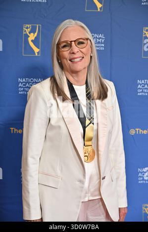 Ca. 17th Oct, 2025. Jane Elliot at arrivals for The National Academy of ...