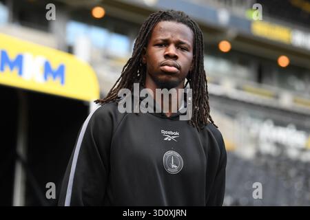 MKM Stadium, Hull, England - 25th November 2025 Kyle Joseph (22) of ...