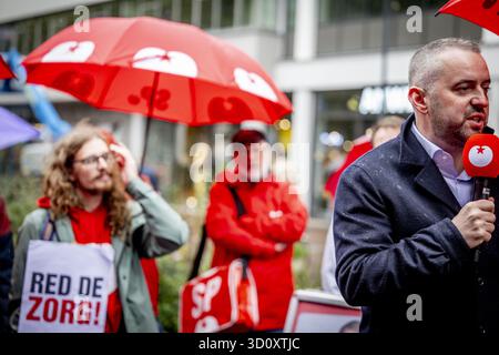 Socialist Party (SP) leader Jimmy Dijk and his wife Mechteld van Duin ...