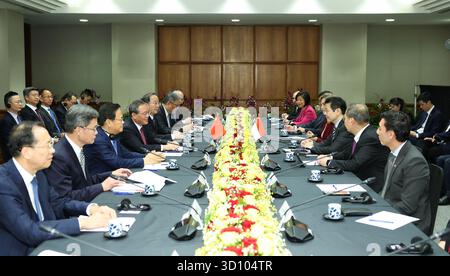 Singaporean Prime Minister Lawrence Wong speaks with Russian President ...
