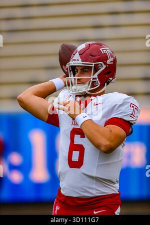 Temple quarterback Evan Simon (6) in action during an NCAA college ...