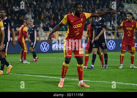 Alphadjo Cisse (US Catanzaro) in action during Empoli FC vs US Catanzaro, Italian soccer Serie B ...