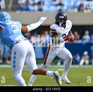 Virginia running back J'Mari Taylor (3), right, celebrates with wide ...