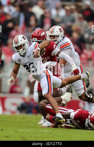 Auburn running back Jeremiah Cobb (23) carries the ball against Mercer ...
