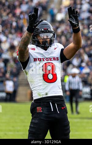 Rutgers wide receiver Kj Duff (8) makes a one-handed catch in front of ...