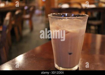 Afghan drink: iced sheer chai Stock Photo - Alamy