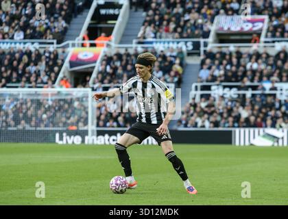 Anthony Gordon Of Newcastle United in action during the Newcastle ...