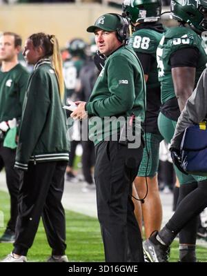 Michigan State head coach Jonathan Smith arrives at Kinnick Stadium ...