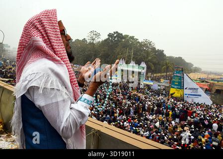 Religious Leader Prays Over Large Outdoor Festival Crowd From Raised ...