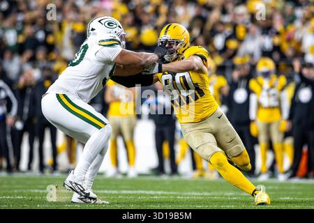 Pittsburgh Steelers offensive tackle Zach Banner (72) wears cleats for ...