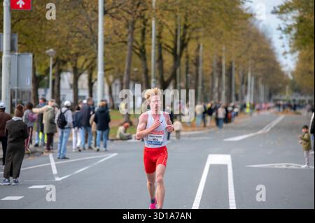 Freek Van De Weerd At The TCS Amsterdam Marathon At Amsterdam The ...