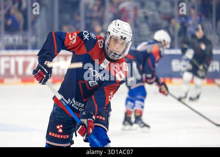 Max Penkin (Adler Mannheim, #39) mit Vollvisier / Portrait / Portraet ...