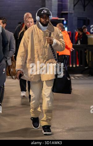 Cleveland Browns cornerback Denzel Ward (21) lines up for play during ...
