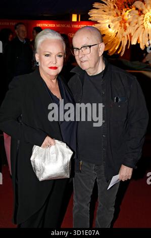 Angelika Milster, Ehemann Andre Bauer bei Künstler gegen Aids - Die ...