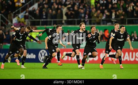 from left: Martijn Kaars, Lars Ritzka (St. Pauli) Wolfsburg, January 14 ...