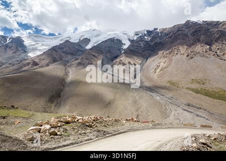 Road turn to Barskoon pass. Tien Shan, Kirgizstan Stock Photo - Alamy