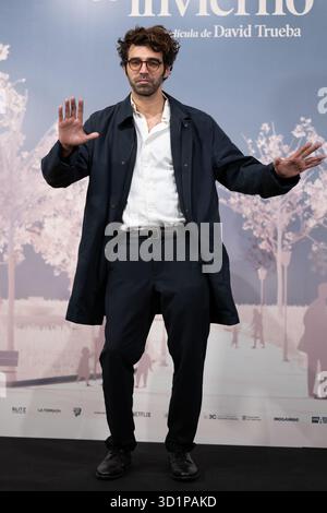 Actor David Verdaguer poses at the photocall of the film 'Siempre es ...