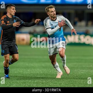 Charlotte FC defender Harry Toffolo (15, left) and St. Louis CITY SC ...