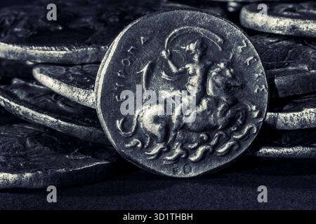 Ancient Greek Coin, Crete, Knossos, Labyrinth at Knossos, Minotaur ...