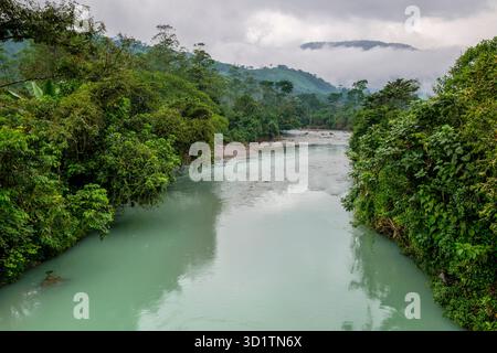 Suspension bridge over the Satan River, Little Treasure, La Tana ...