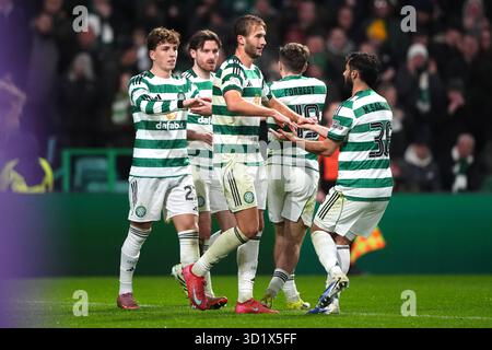 Celtic's Benjamin Nygren (centre) and team-mates during a training ...