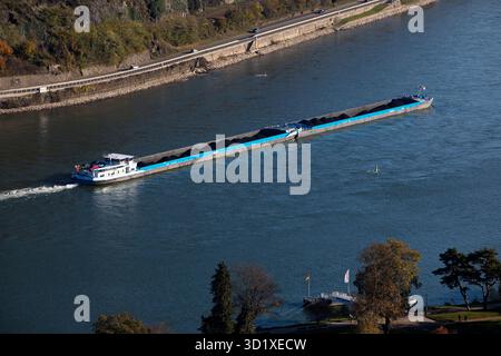 Inland navigation, coupling association, engine ship with a ply ...