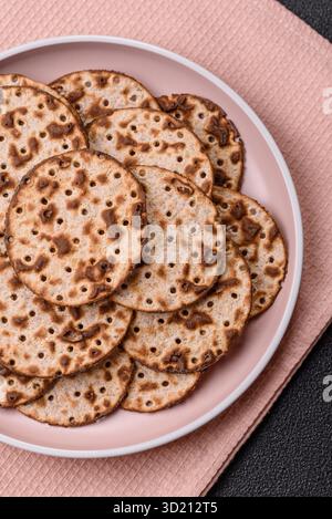 Jewish traditional Passover matzo bread Stock Photo - Alamy