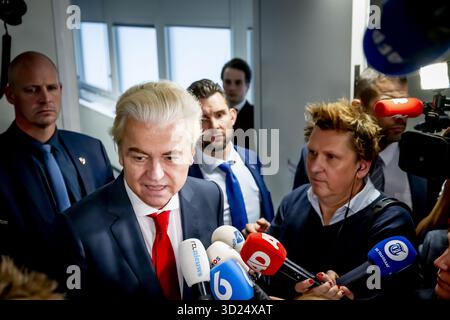 Geert Wilders (PVV) at the PVV parliamentary group room. Seven members ...