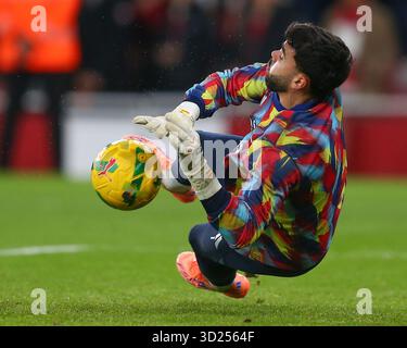 Arsenal goalkeeper David Raya (1) makes a save during the Sunderland v ...