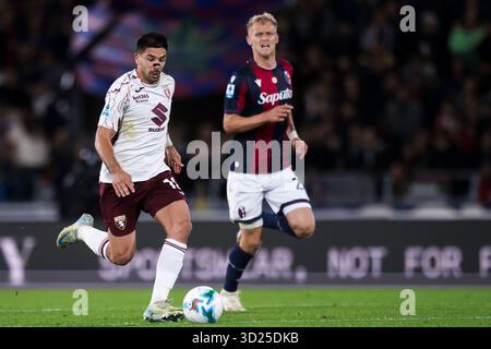 Jens Odgaard of Bologna FC in action during the Serie A football match ...