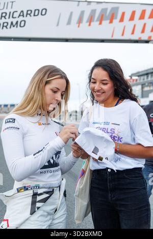 October 31, 2025. 31st Oct, 2025. Kazuya Yoshii, Mizuho Ohsu, Yang ...